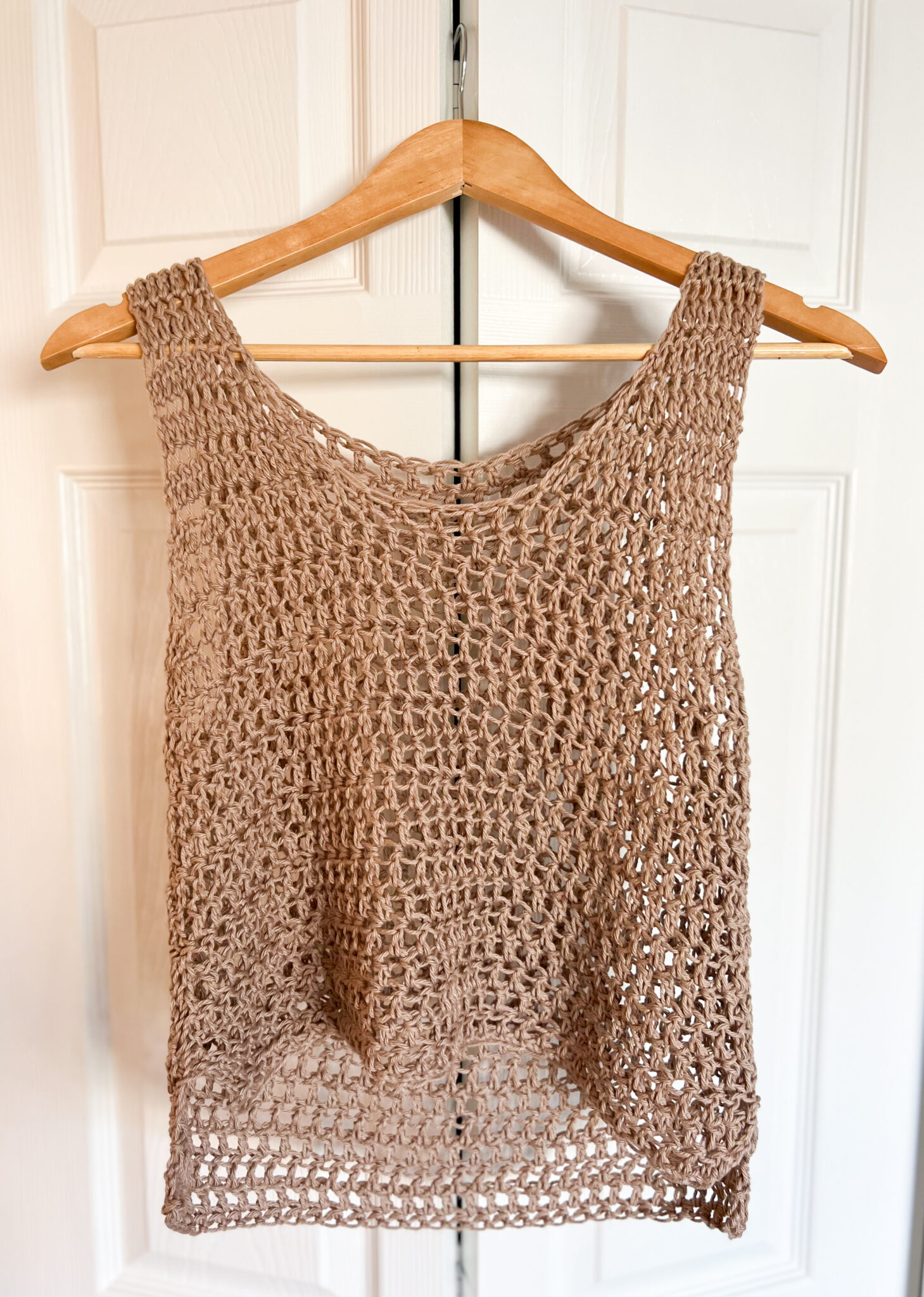 Simple Crochet Tank Top Pattern | DIY Crochet Top
