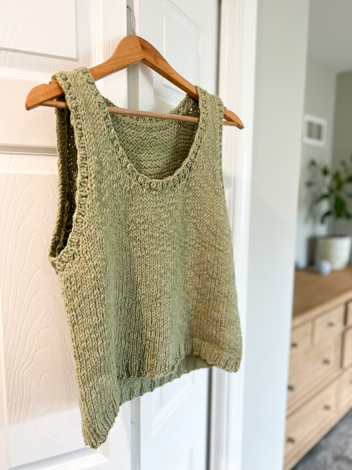 Sweater Vest Knitting Pattern | The Modern Maker Co